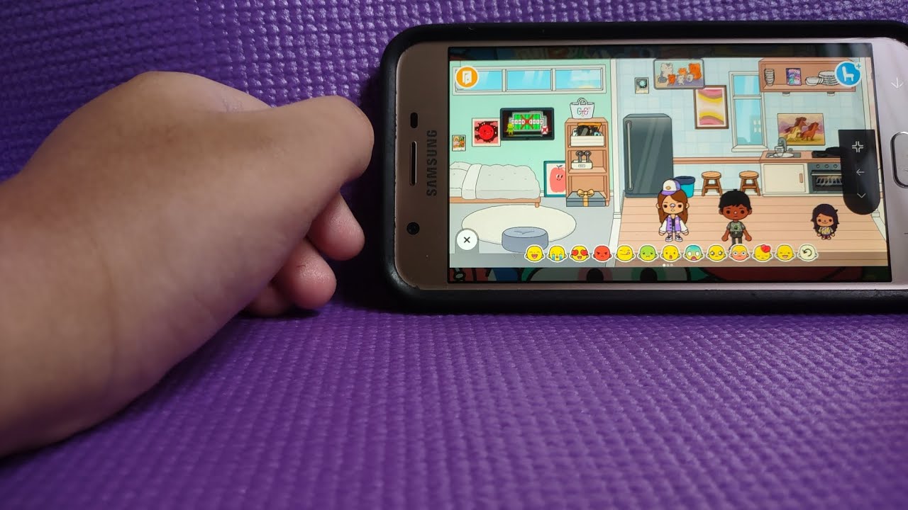 Toca Boca "a normal family" - YouTube