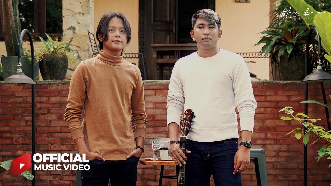 Maulana Ardiansyah - Curahan Hidup (Official Acoustic Version) - YouTube