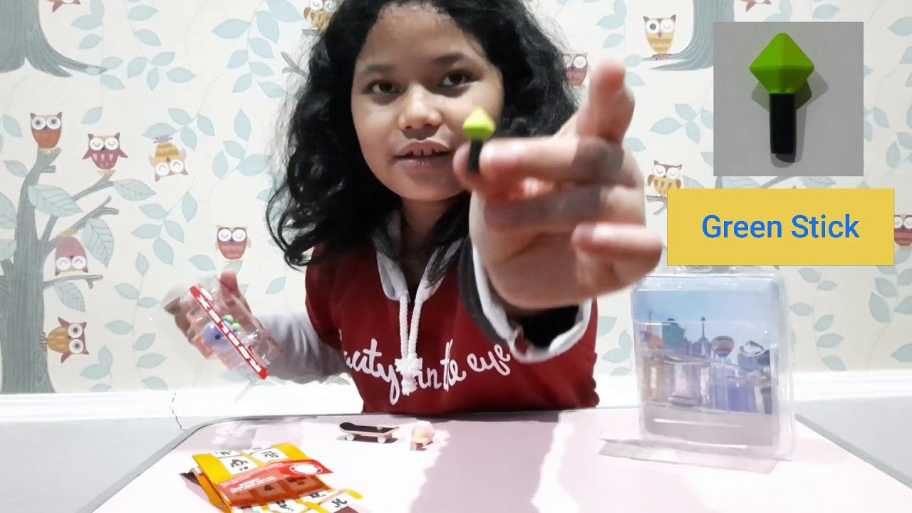 PLAY WITH ROBLOX FIGURE .. Robot 64 : Beebo - YouTube