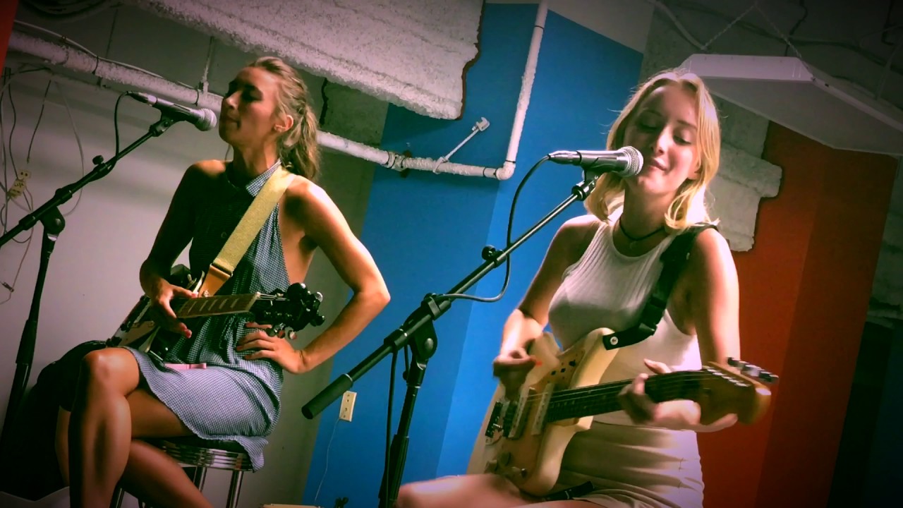 Nicole Zell / Alexandra March @ The 2017 Ladybug Festival - YouTube