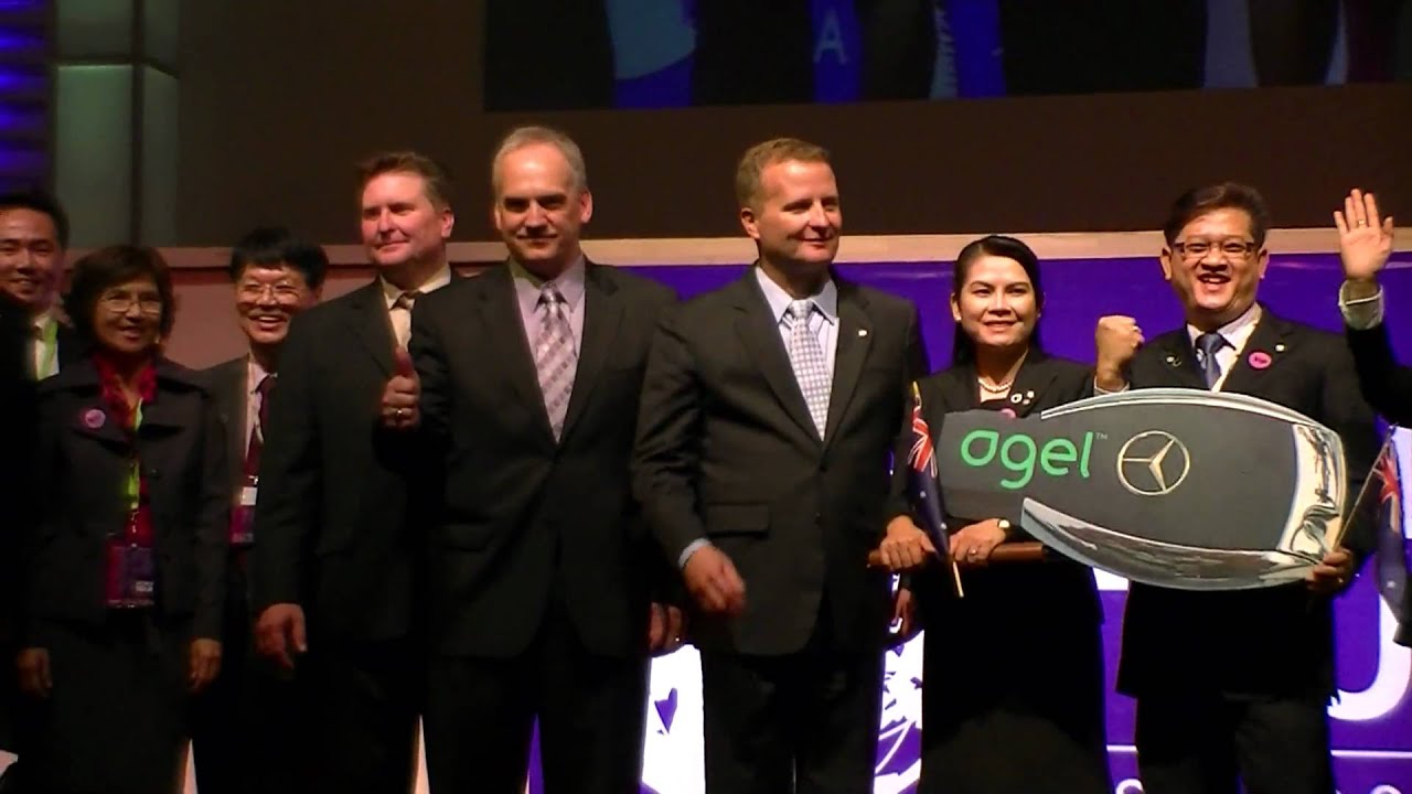 M90 Australia Team on AWTA stage 08 - YouTube