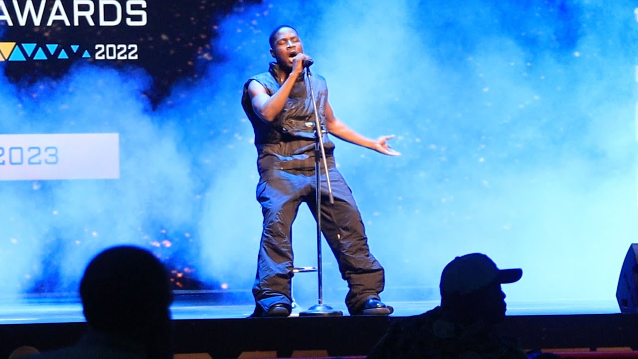 DUNGA MAWE YAPIGWA LIVE / TAZAMA KONTAWA ALIVYO MPAGAWISHA MWANA FA NA ...