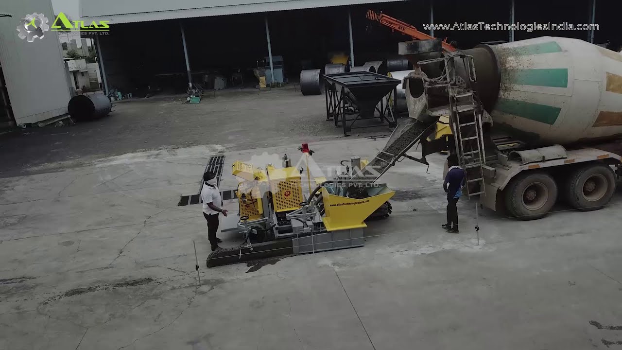 Kerb laying machine | Concrete divider making equipment - YouTube
