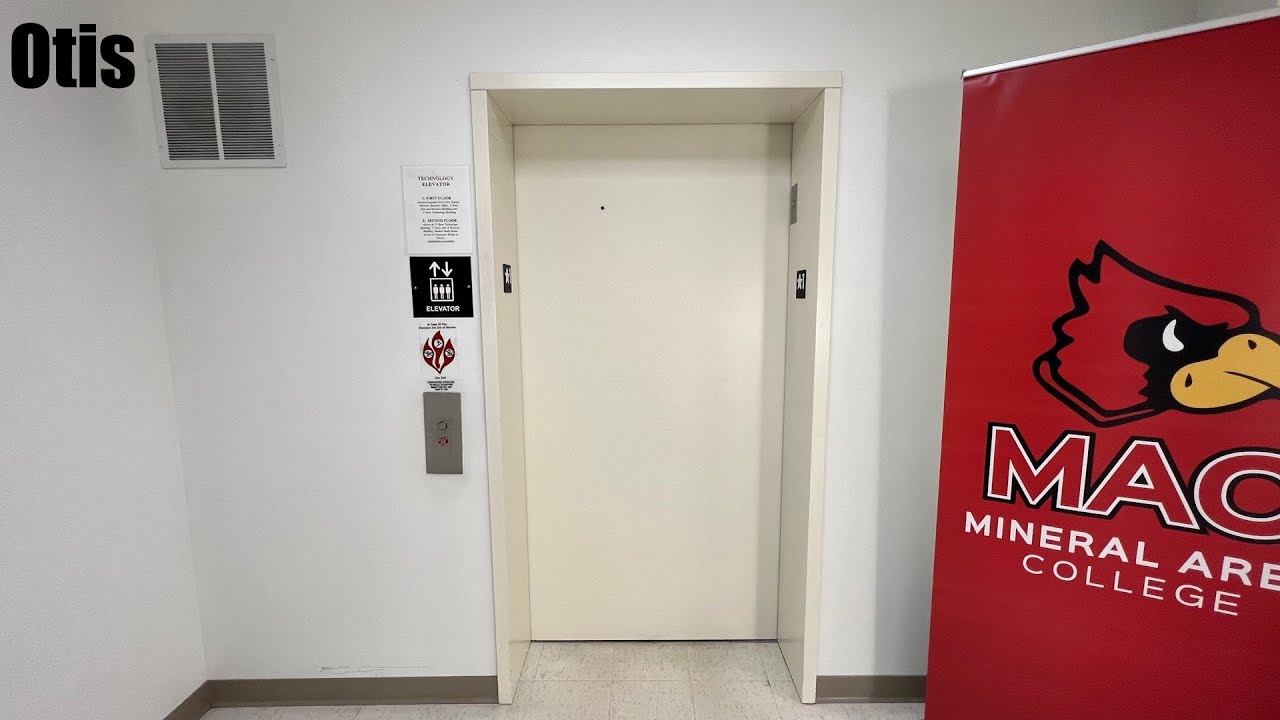 Otis Hydraulic Elevator at the Technology Building - MAC - Park Hills ...