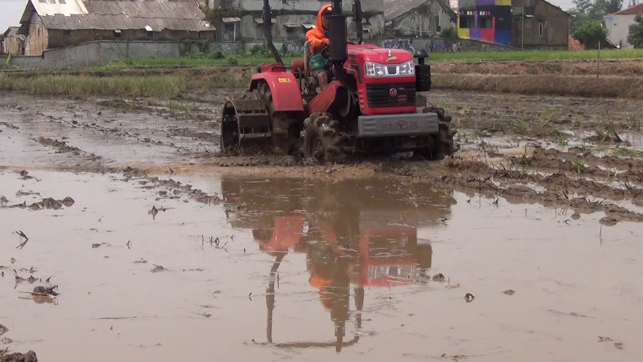 Traktor 4 Roda 32 HP dengan Rotary - YouTube