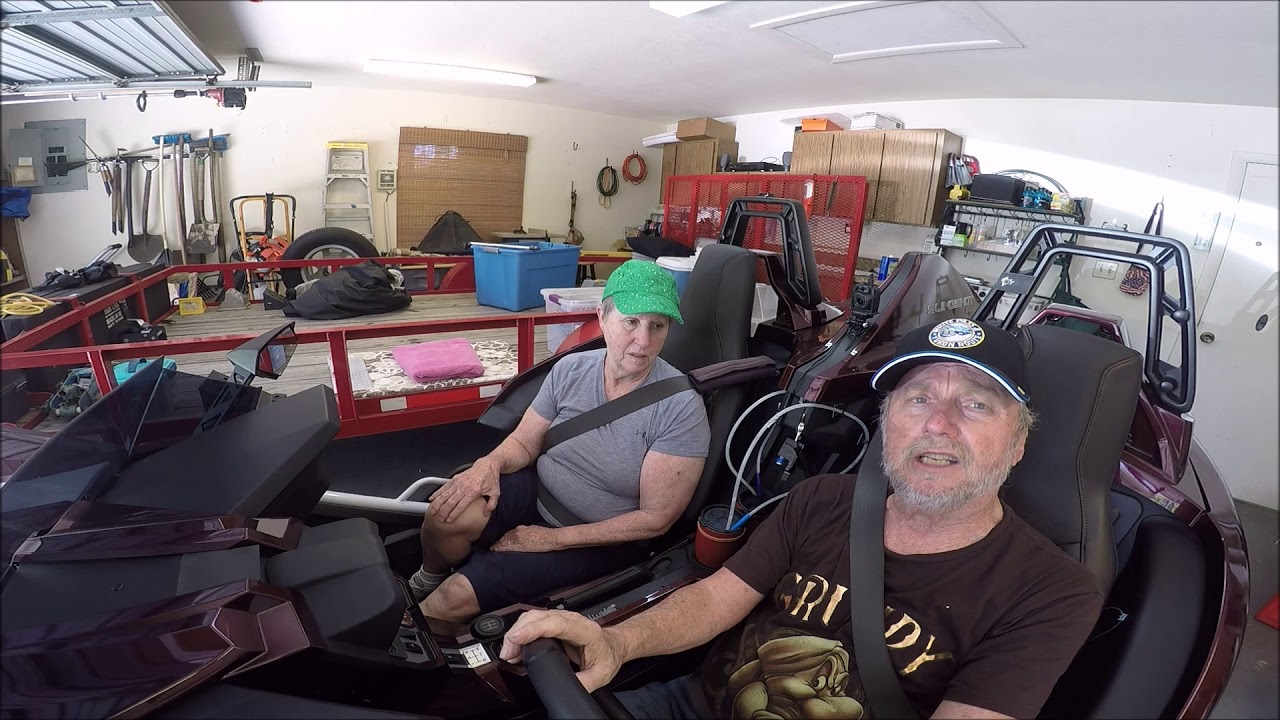 Polaris Slingshot Cup Holders Sip and Ride Feature - YouTube