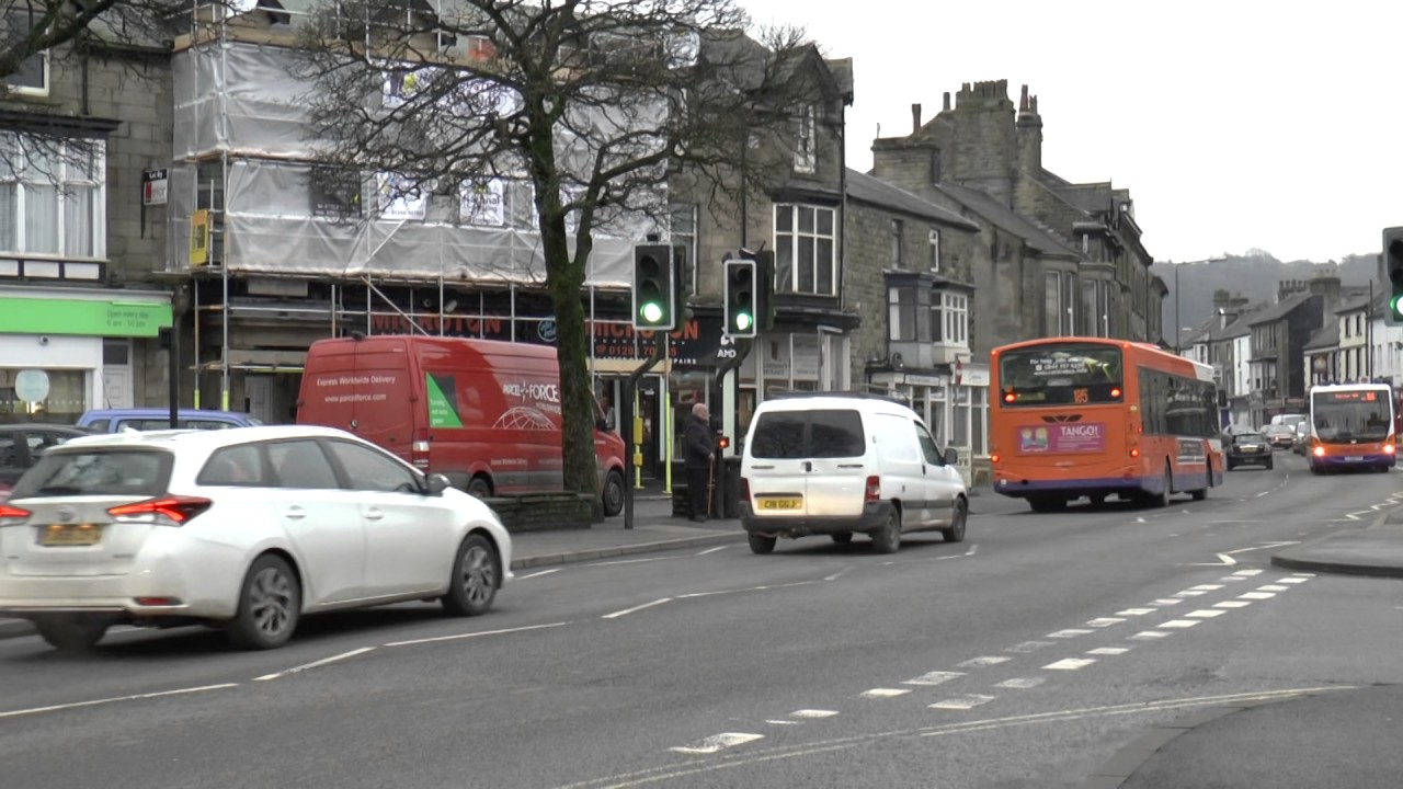 BUXTON BUSES JAN 2017 - YouTube
