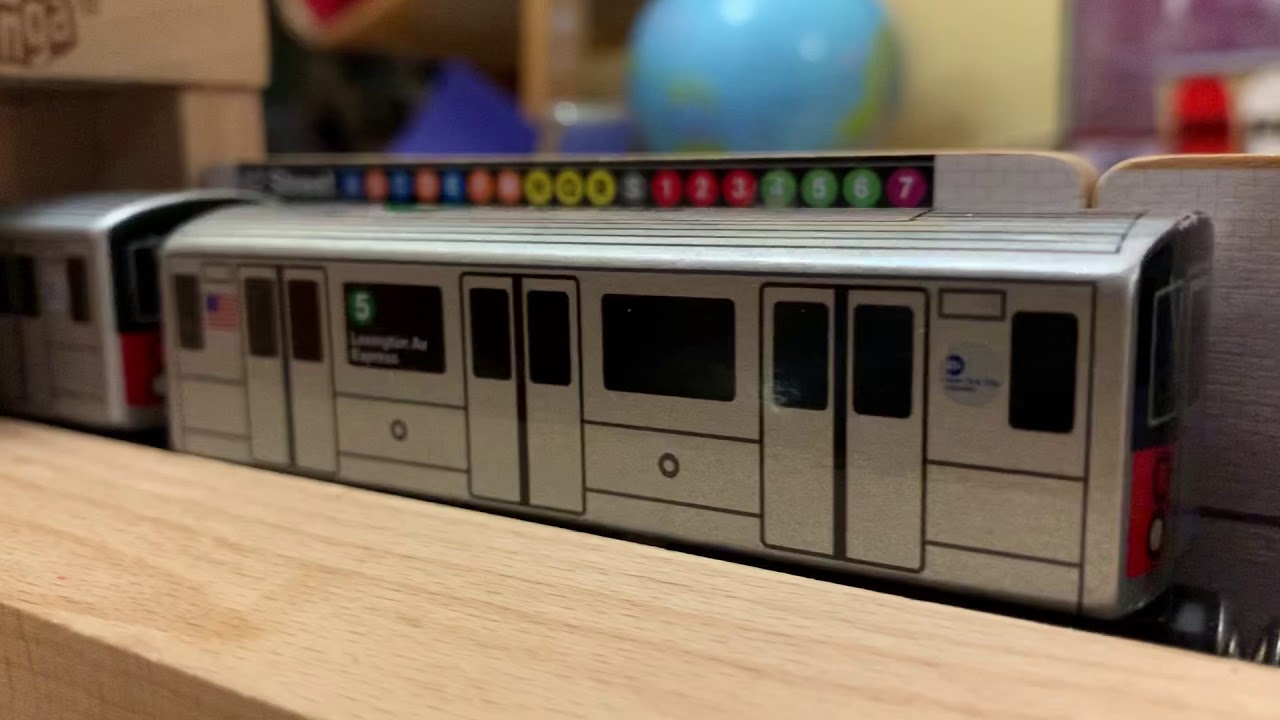 Munipals 5 train departing at Times Square - 42nd Street - YouTube