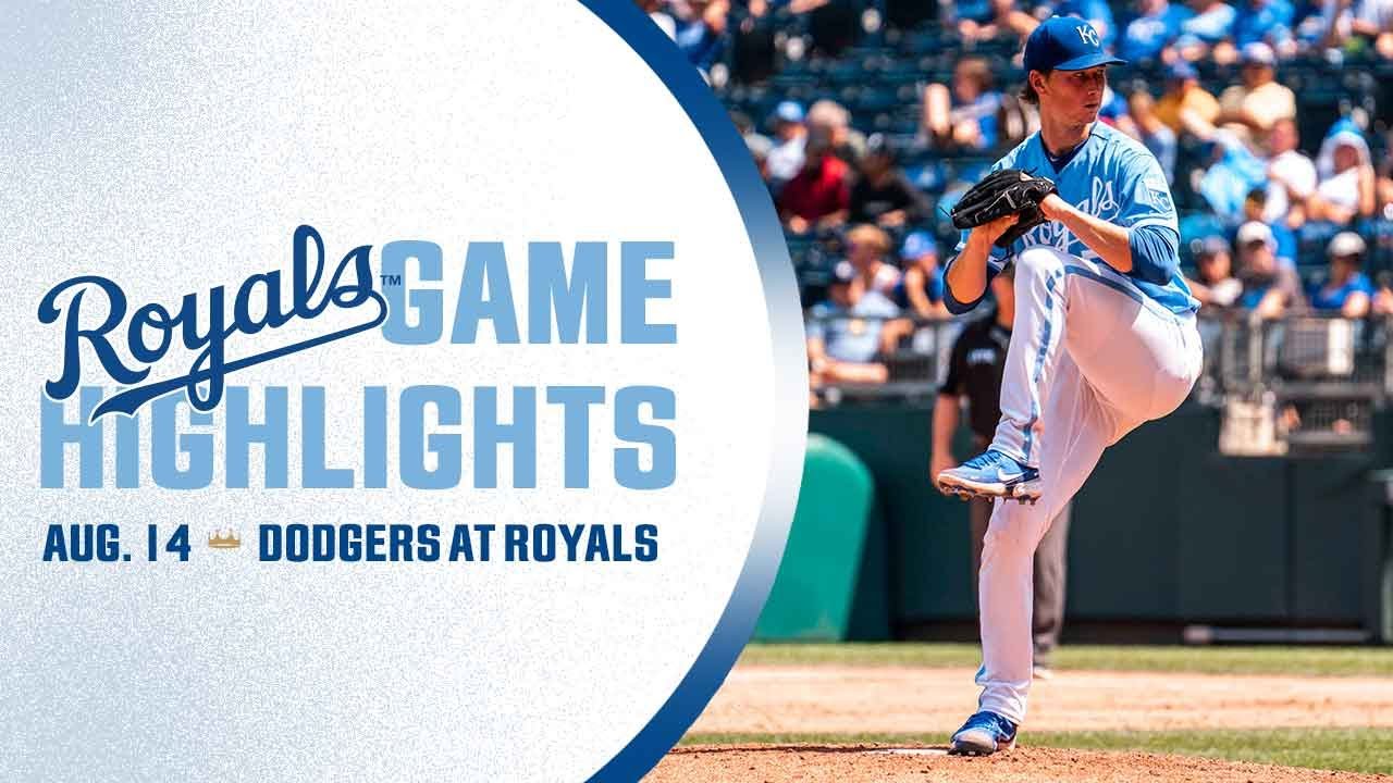 Singer Shuts Down Dodgers | Royals Take Finale - YouTube