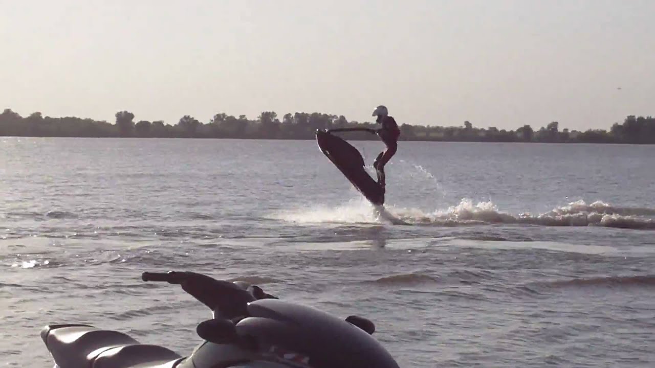 Stunt hull Jetski first run Cheney lake may 2010 - YouTube