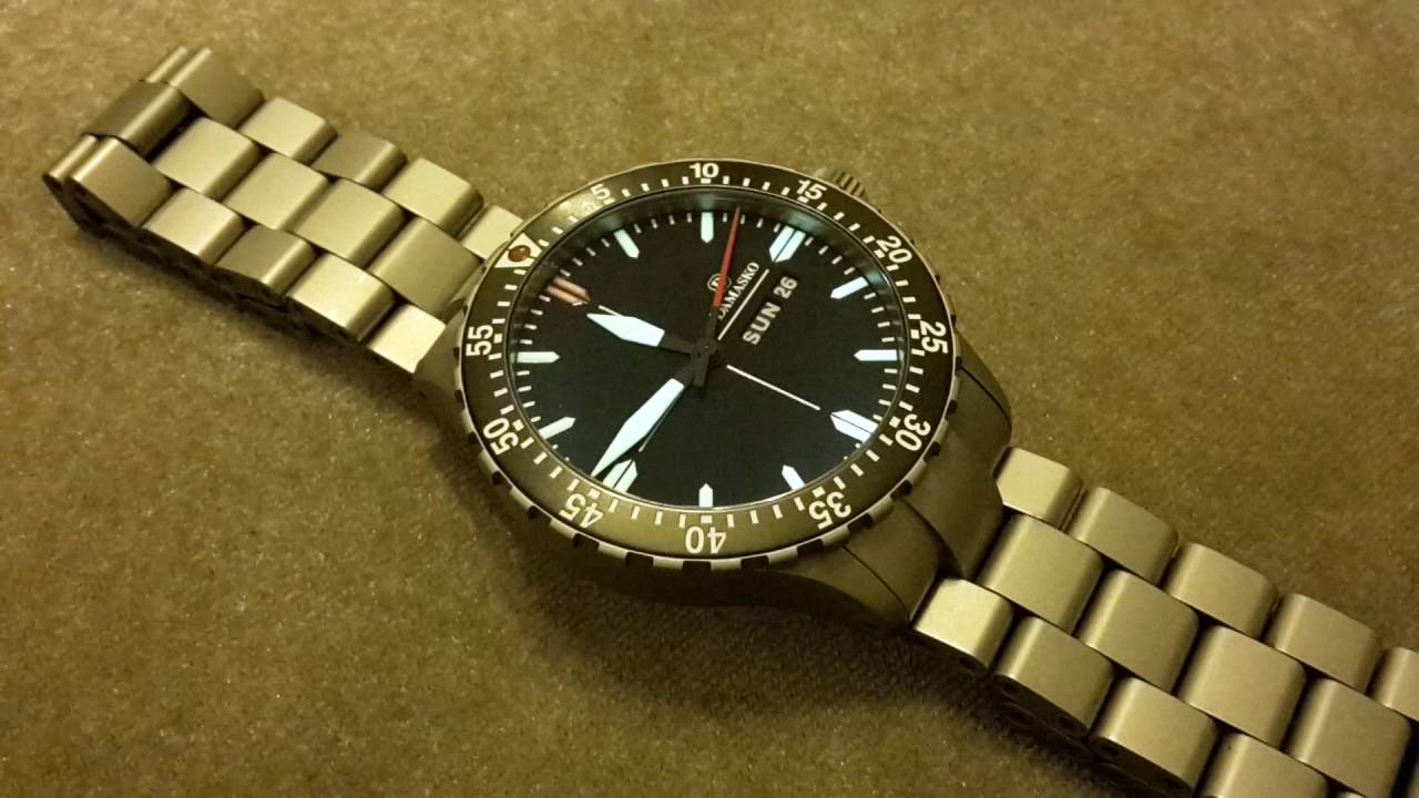 Damasko DA44 - YouTube