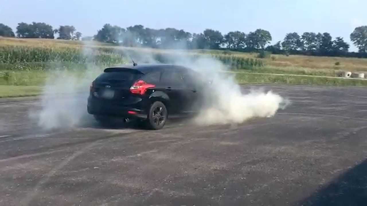 2012 Ford Focus | Drive-by's & Burnout - YouTube
