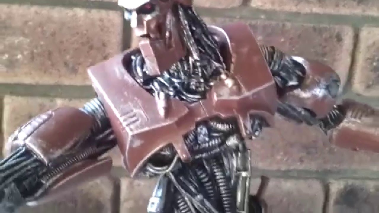 ABC War Robot from Judge Dredd: Model Kit pt 1 - YouTube