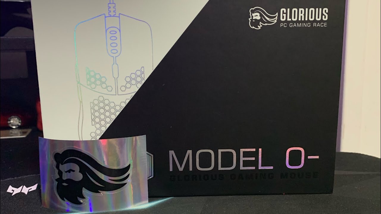 Reviewing the Glorious Model O- wired mouse (changing its colors) - YouTube