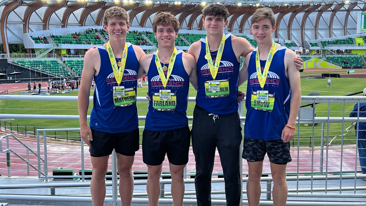 Nike National Outdoor Track 4x200 - YouTube