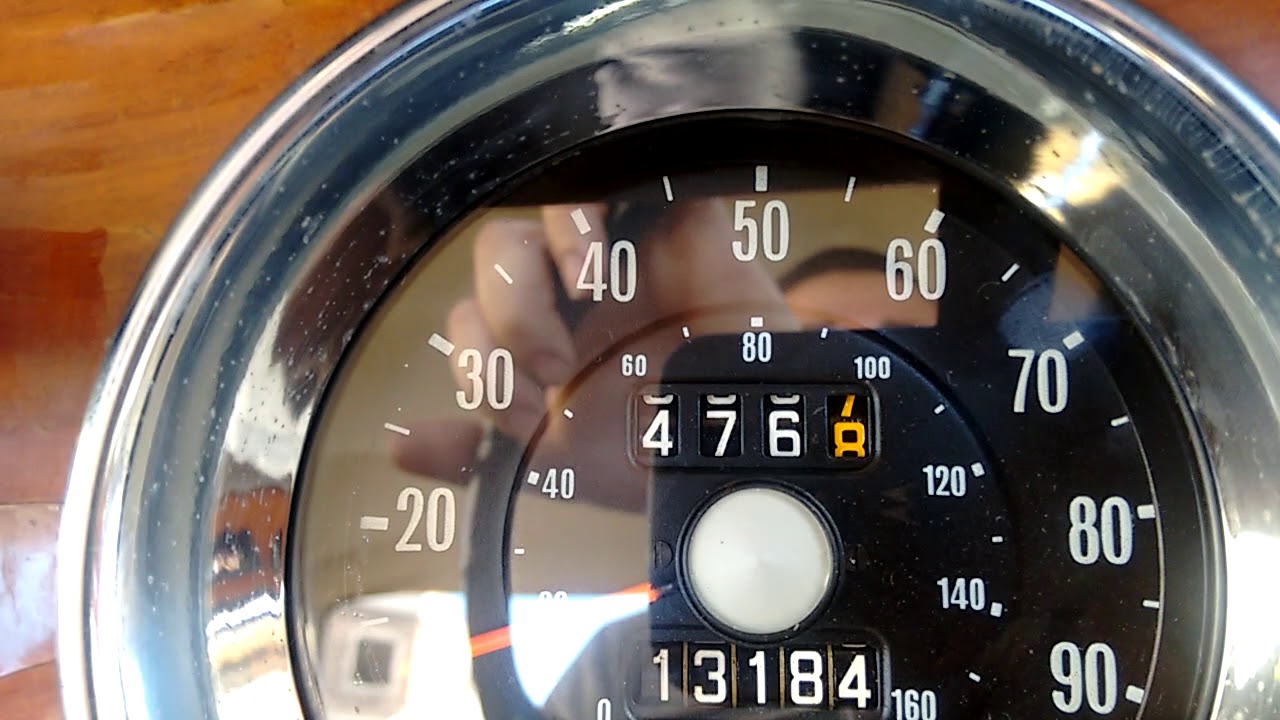 1967 Singer Vogue 1725cc Retro Rwd Webers - YouTube