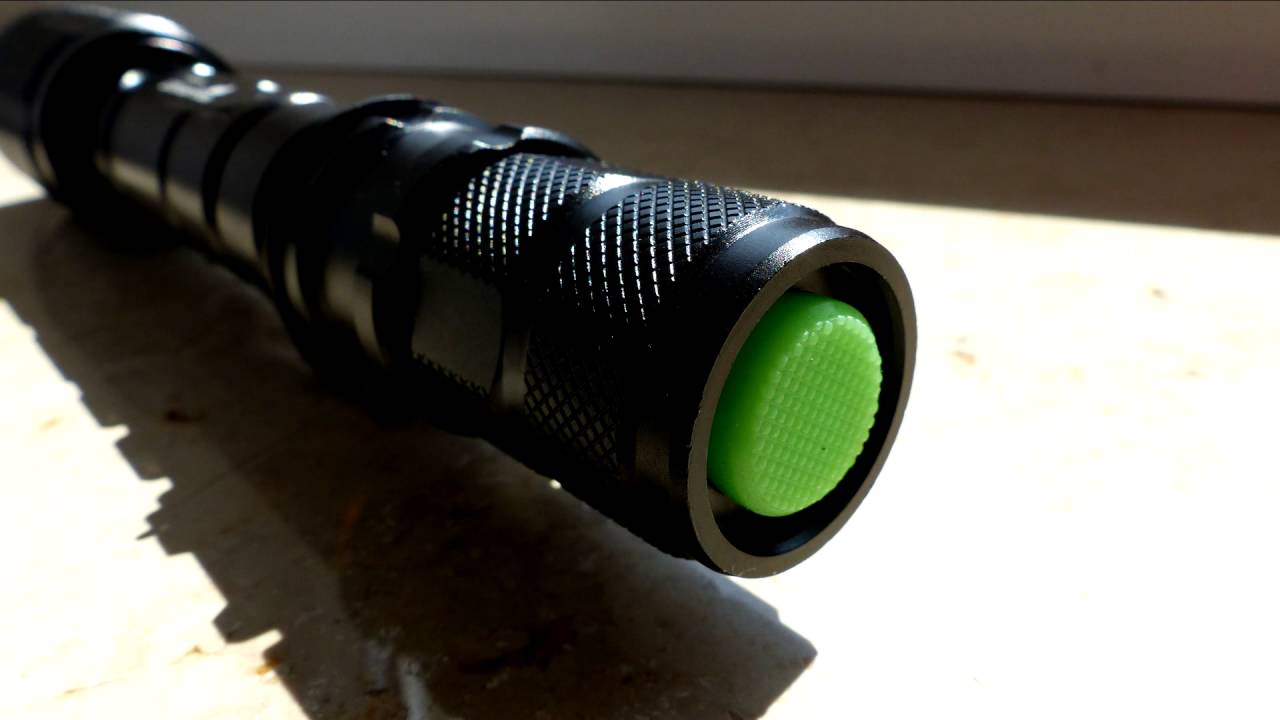 G700 led flashlight xml t6 1 - YouTube