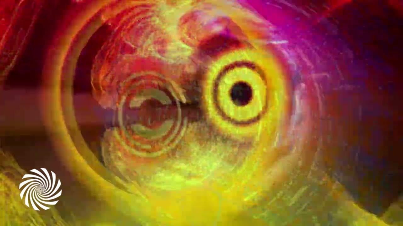 Shanti V Deedrah & GMS - Flux Capacitor [Psychedelic Visuals] - YouTube