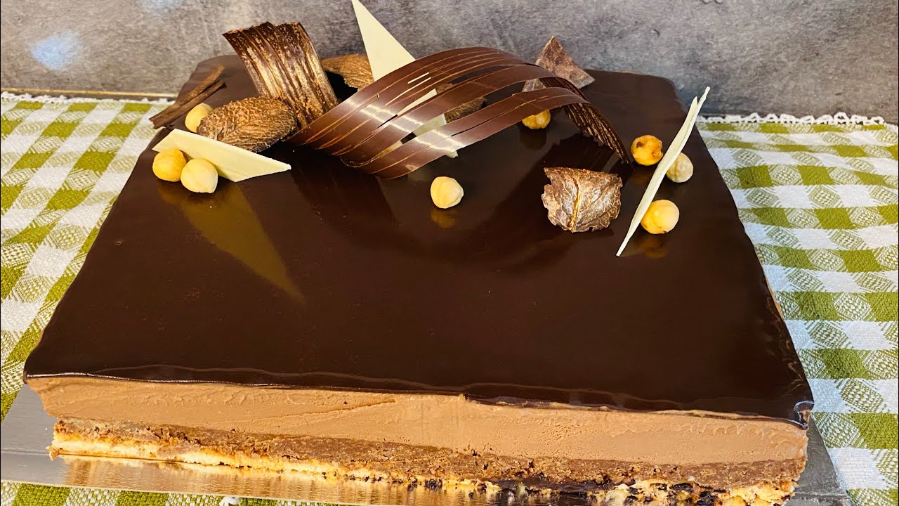 Torta reale al cioccolato / Gateau royal au chocolate ou trianon - YouTube