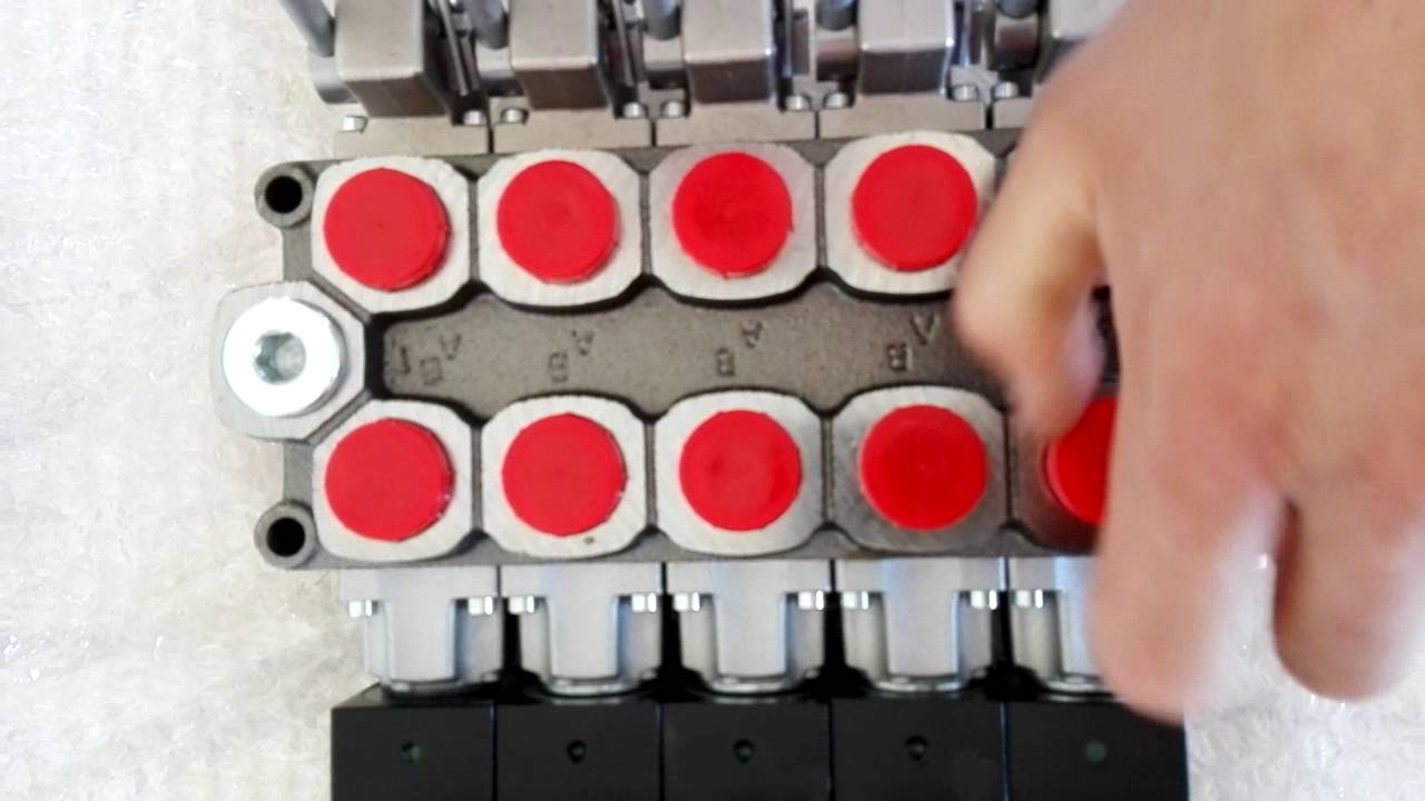 MONOBLOCK DIRECTIONAL CONTROL VALVE GALTECH 5 SECTIONS FLOW 60 l/min ...