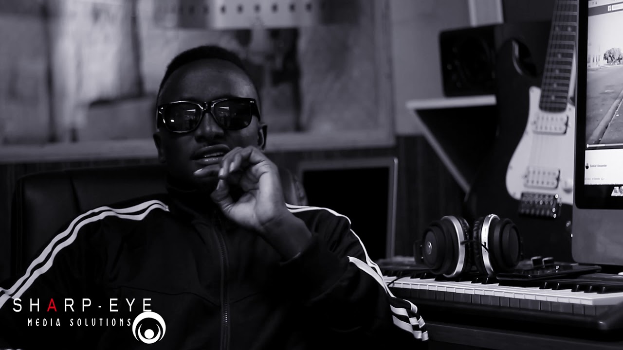 ROBBIE VIDEO - YouTube