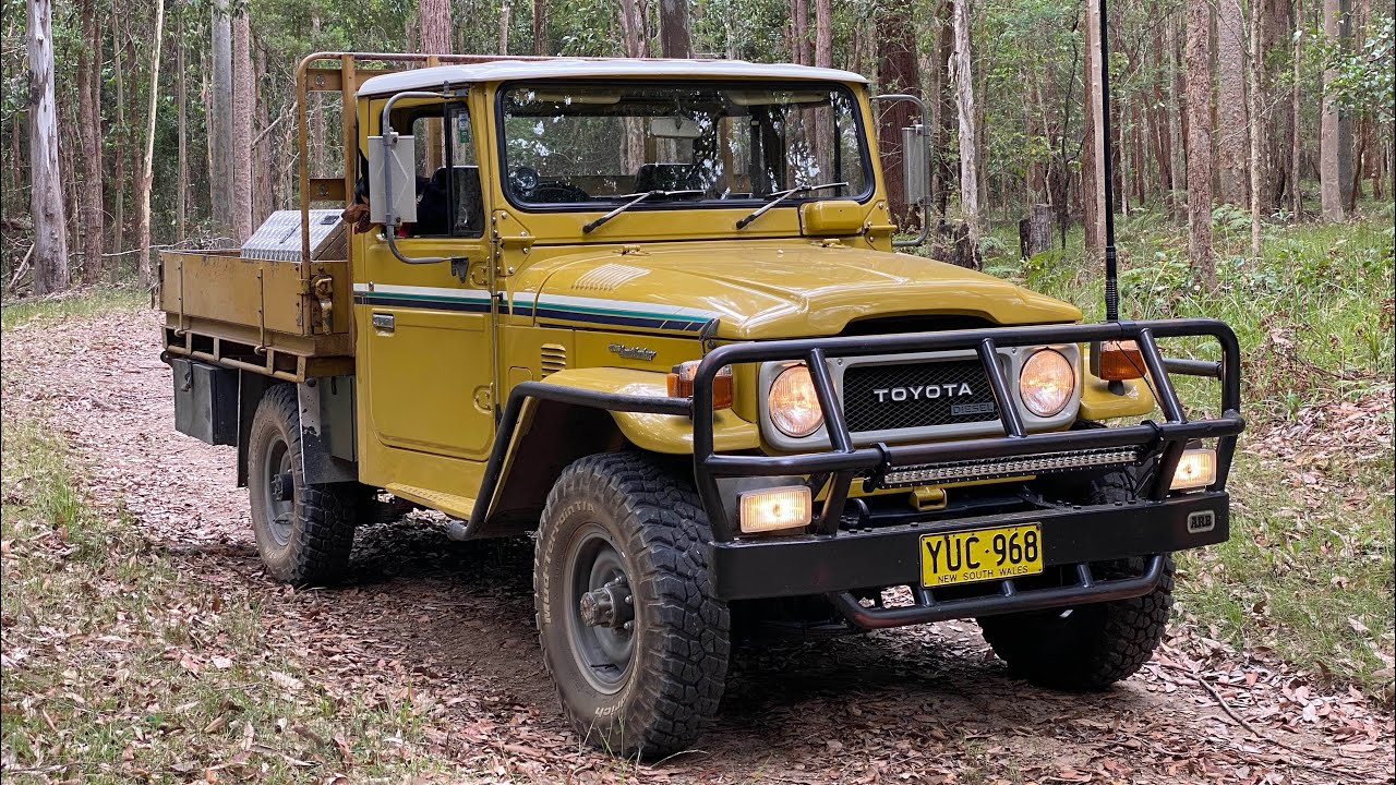 My 1983 Toyota Landcruiser HJ47 2H Diesel all original - YouTube