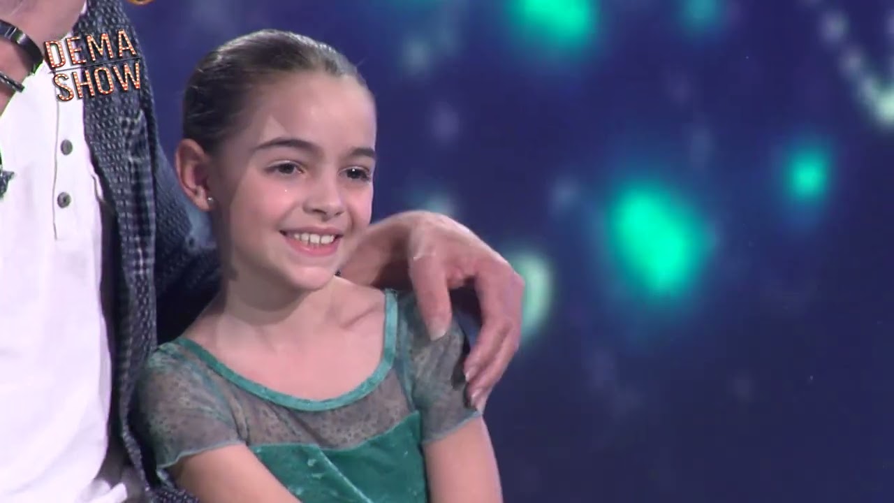 Senza Luce Artibano con Aurora Dema show sans présentation - YouTube