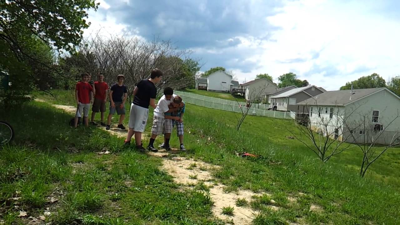 Two pathetic kids "fighting" - YouTube