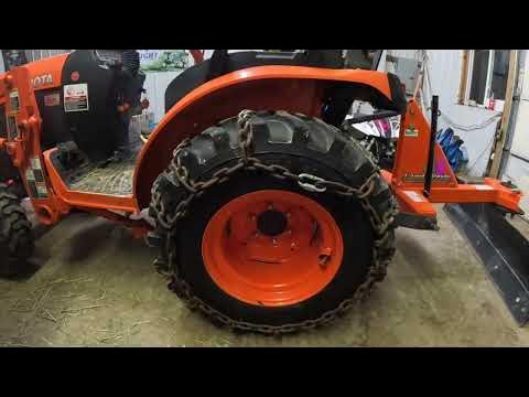 Kubota B2601 Tire Chains WITHOUT Wheel Spacers?!!? - YouTube