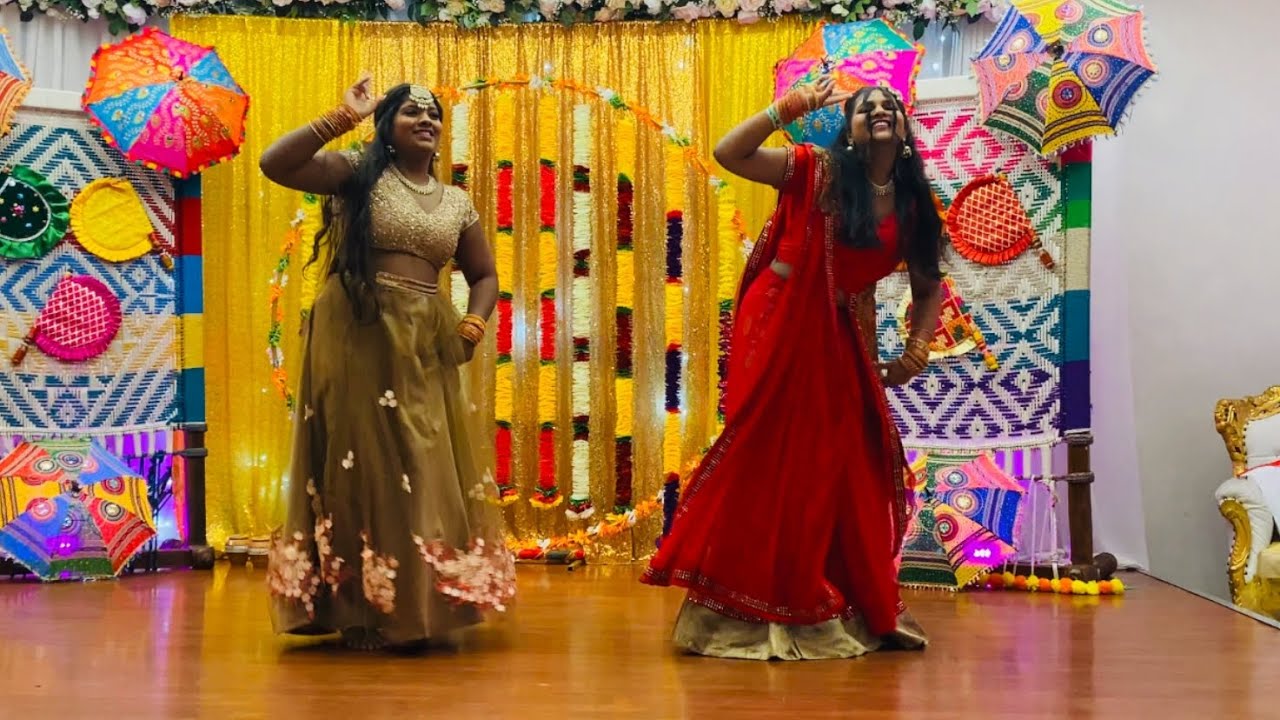 Dancing performans by Bollywood Dinner Dance - Brescia Italy 🥰 - YouTube