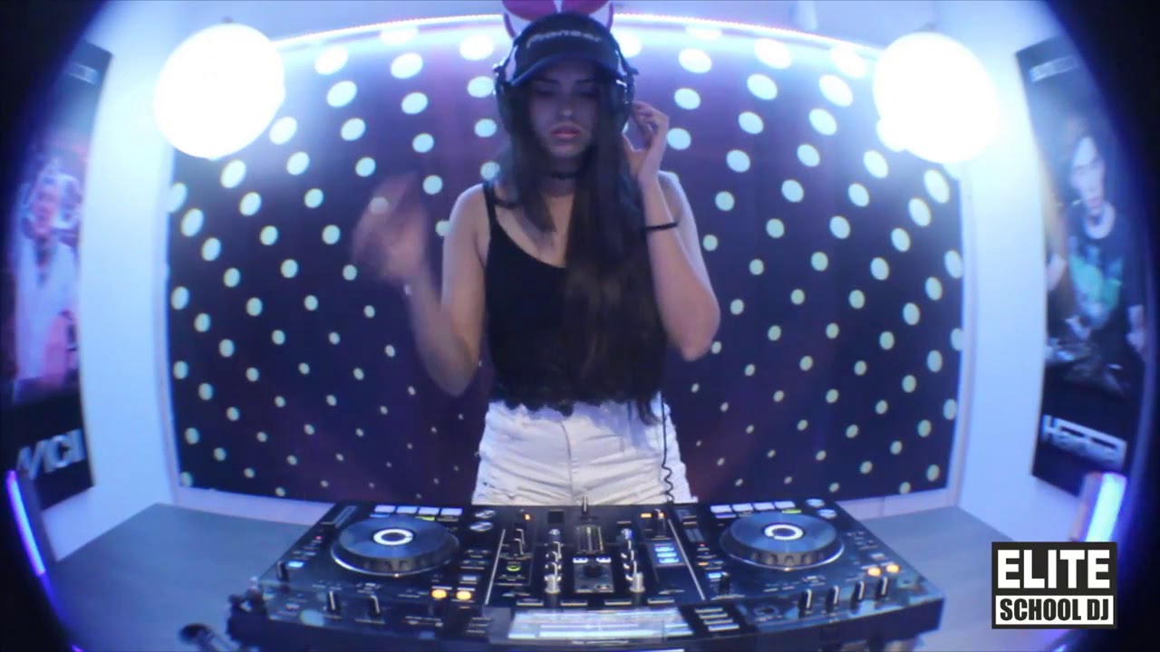 Dj Melissa en Elite School Dj - YouTube