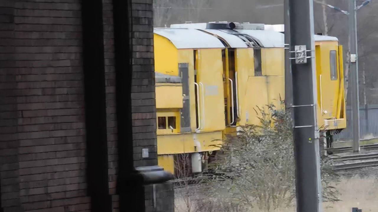 DR80210 Passes Darlington - 6U29 Doncaster D.C.E Sidings to Durham ...