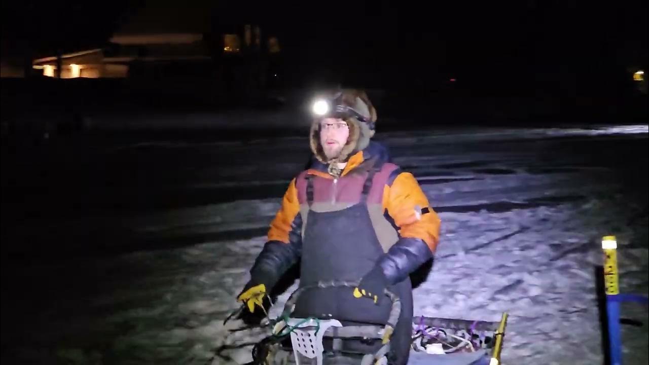 Hunter Keefe mushes into checkpoint at Knik Lake - 2024 Knik 200 - YouTube