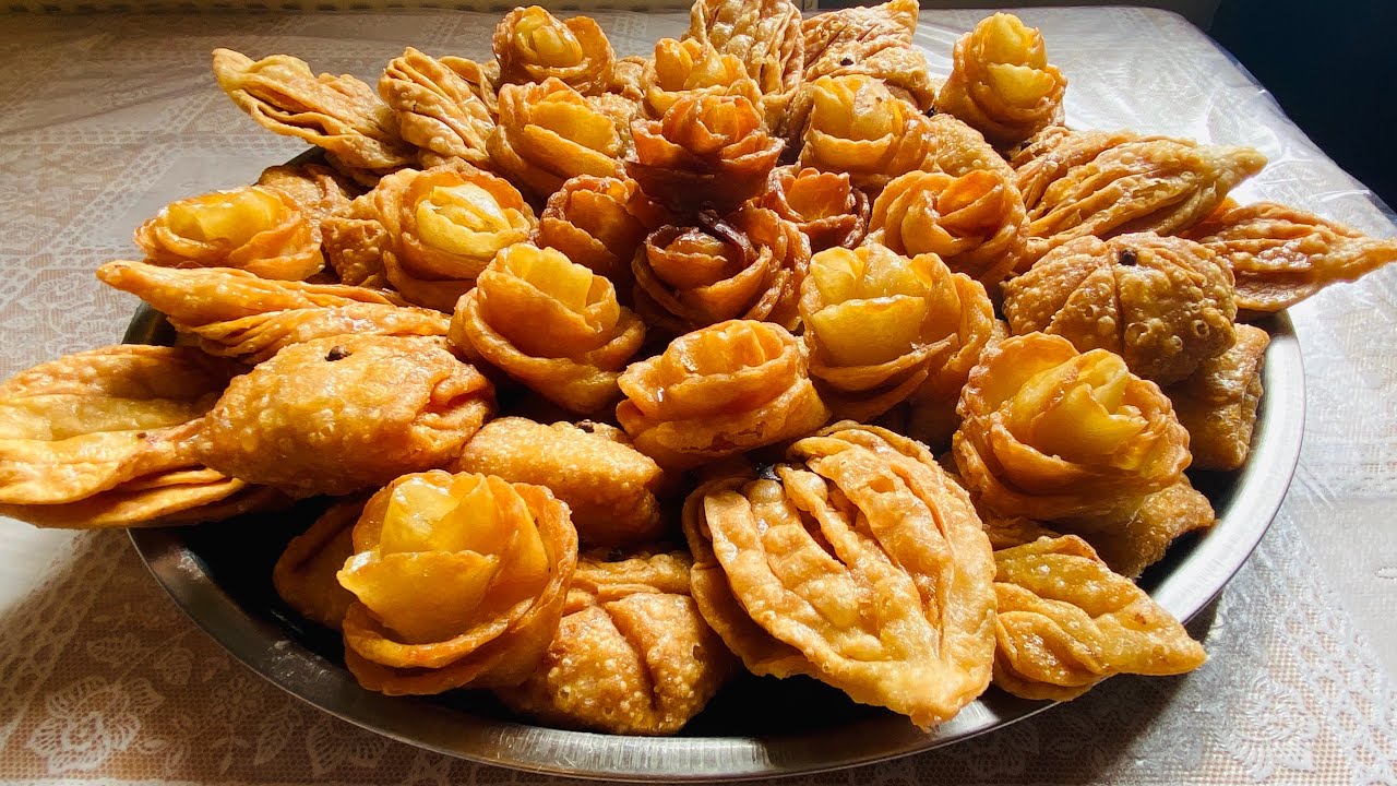 Bangladeshi pitha || দেশি পিঠা || Shiter Pitha || Biyer Pitha || Pitha ...