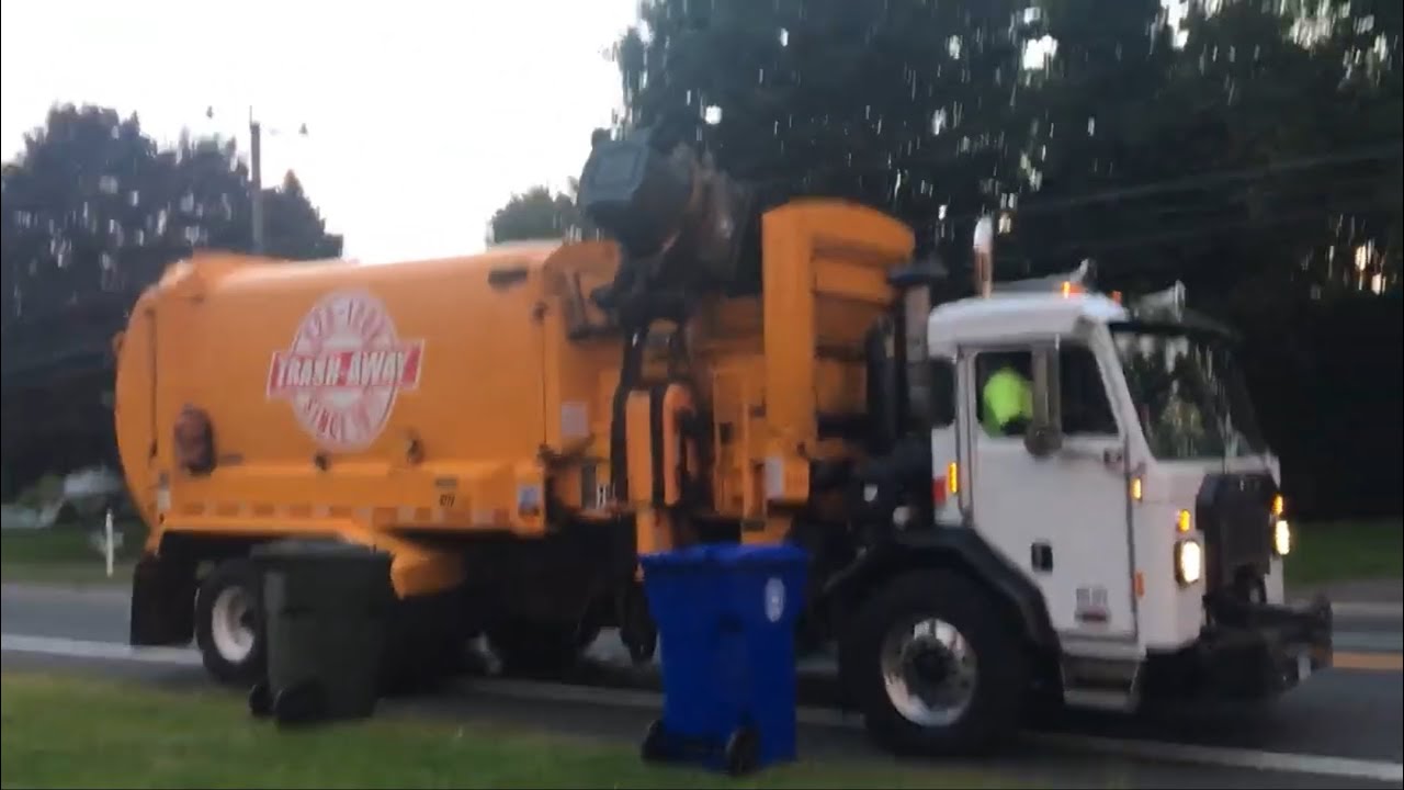 Trash Away Garbage Trucks Compilation - YouTube