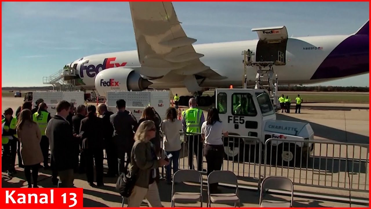 Washington's giant pandas depart Dulles for 19-hour flight to China ...