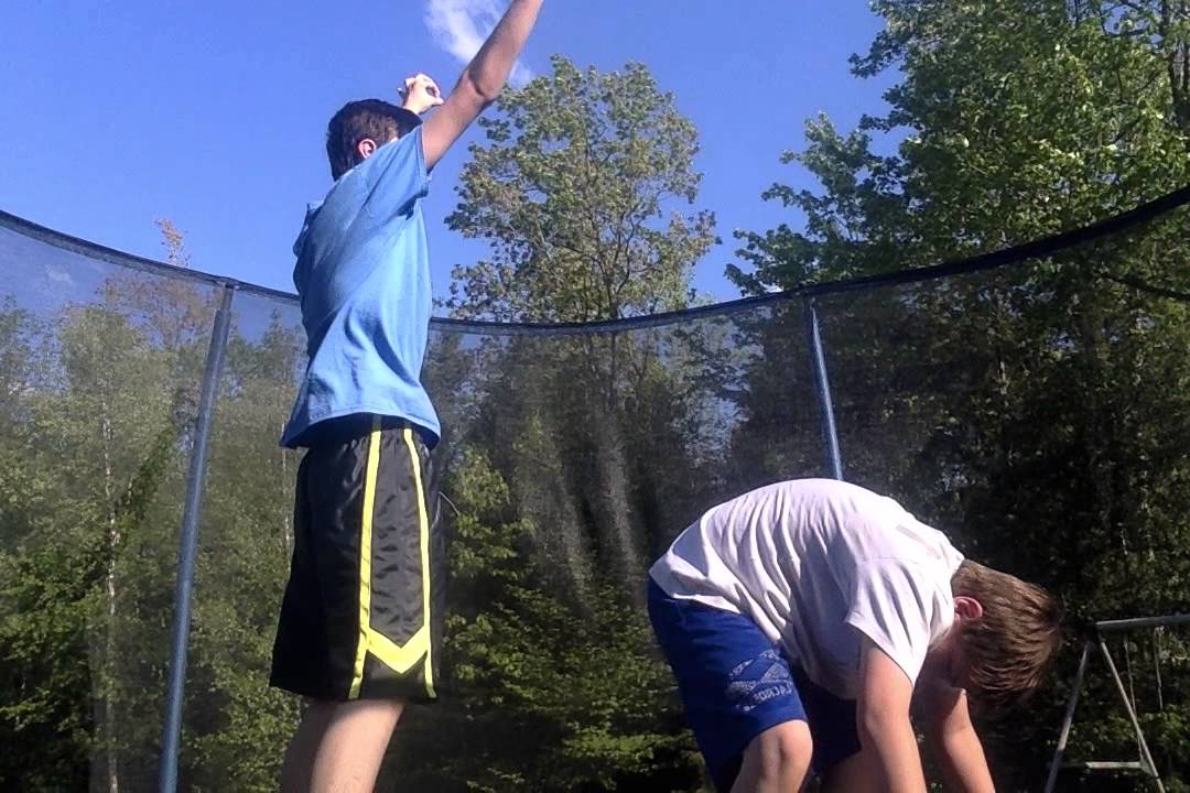 Epic Attitude Adjustment on Trampoline - YouTube