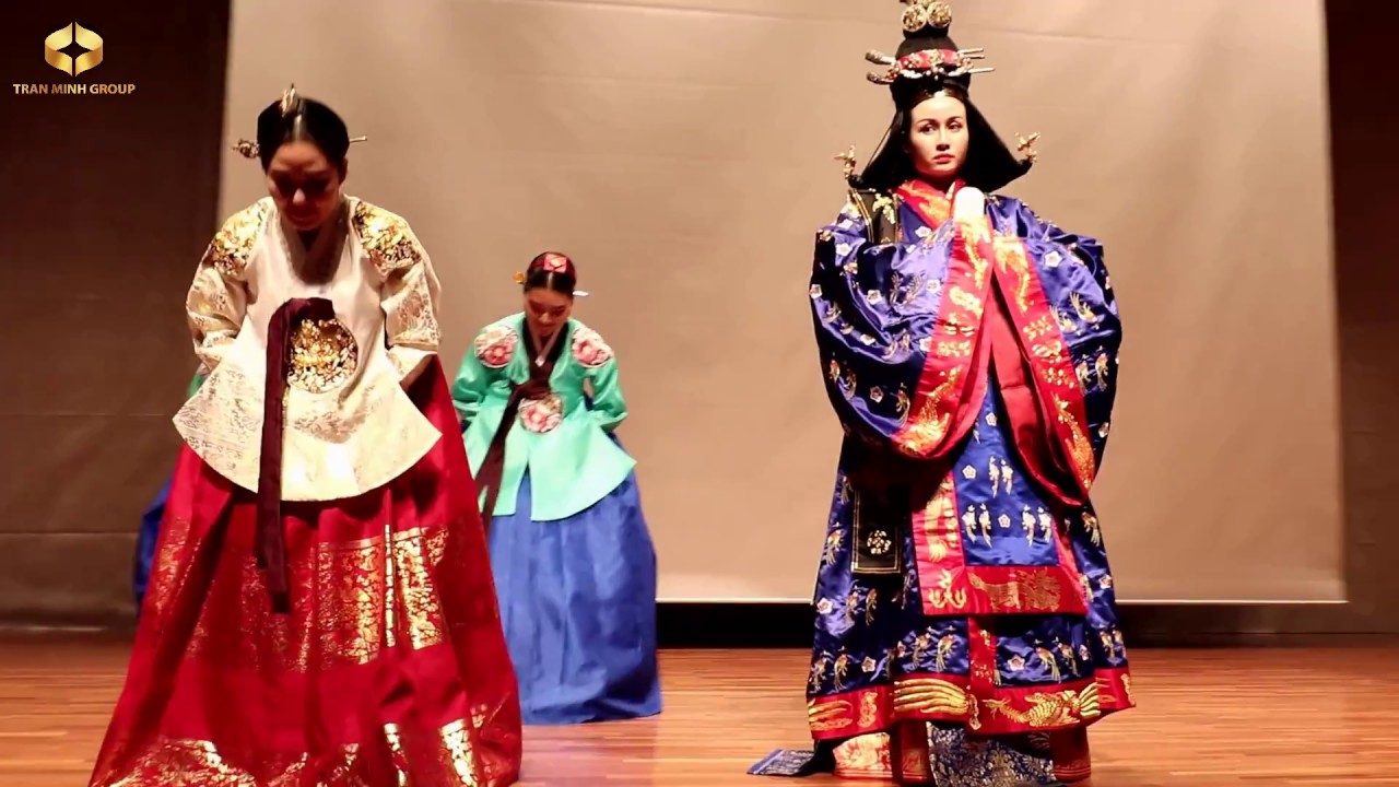 Hanbok Show Hàn Quốc - YouTube