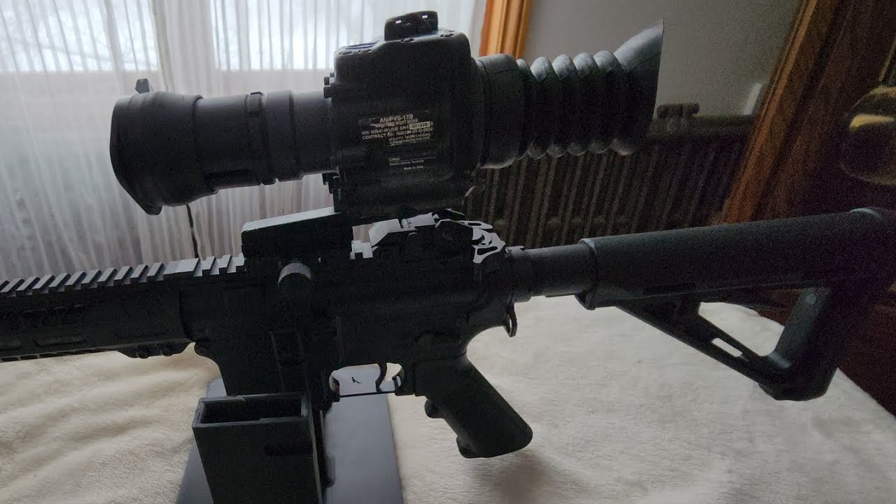 PVS-17B night vision scope. - YouTube