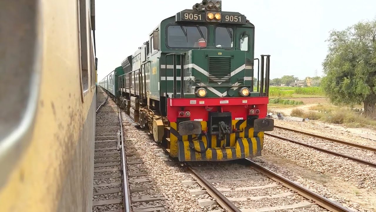Hazara Express Journey | Crossing Green Line | Stop Train Empress ...
