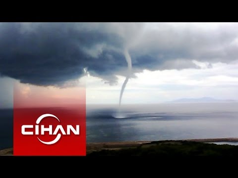 Denizde oluşan dev hortum kamerada
