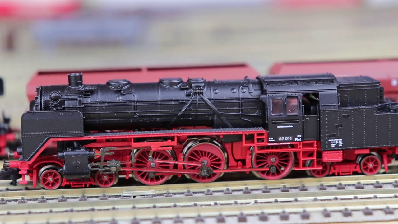 Meet the fleet Class 62 Fleischmann Digital locos 705381 & 67052 - YouTube