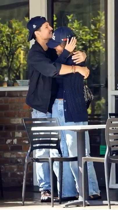 Jessica Alba’s Ex Cash Warren Reacts to Her Romance With Danny Ramirez #cashwarren - YouTube