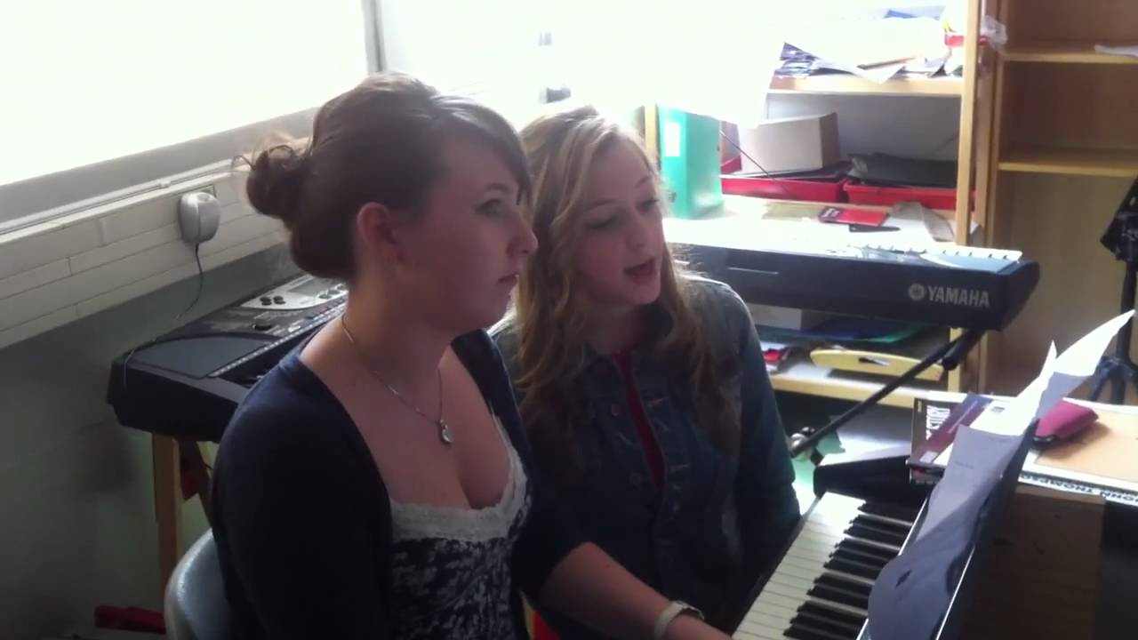 Glee Cast - I Feel Pretty/Unpretty (Lottie Owens cover feat. Elise ...