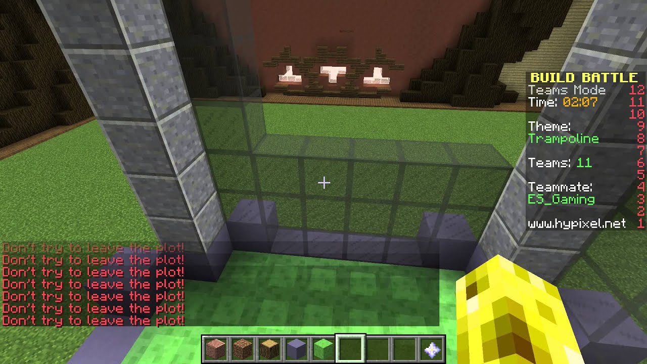 Build battle with ES Gaming - YouTube