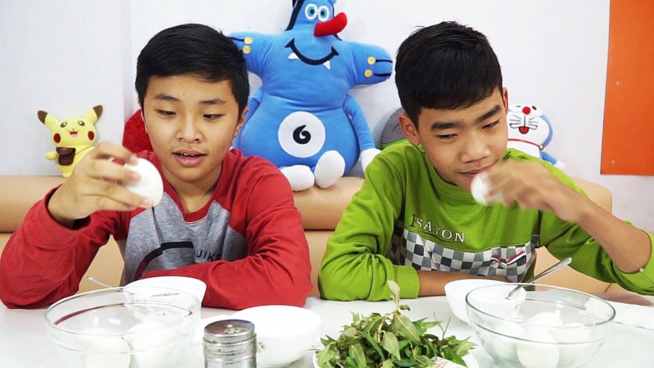 THÁCH ĂN TRỨNG VỊT LỘN - Eating Balut Challenge (Duck Eggs) MN Toys ...