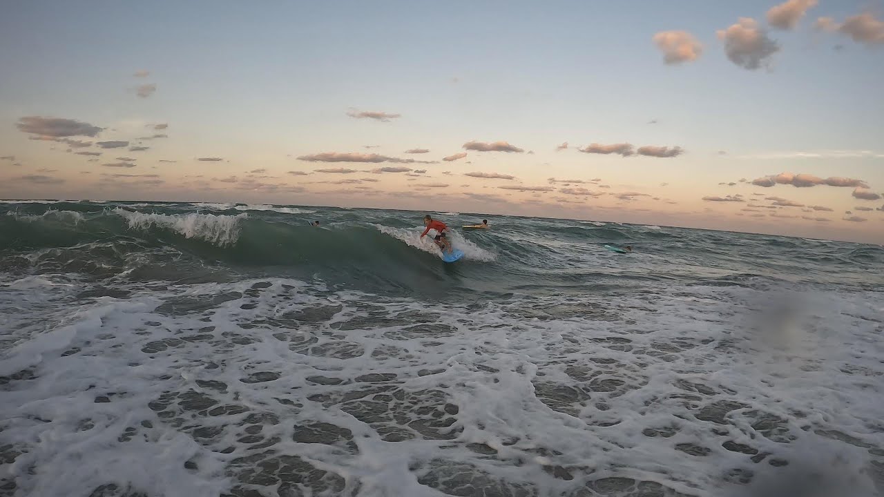 Surfing/Bodyboarding with cool music - YouTube