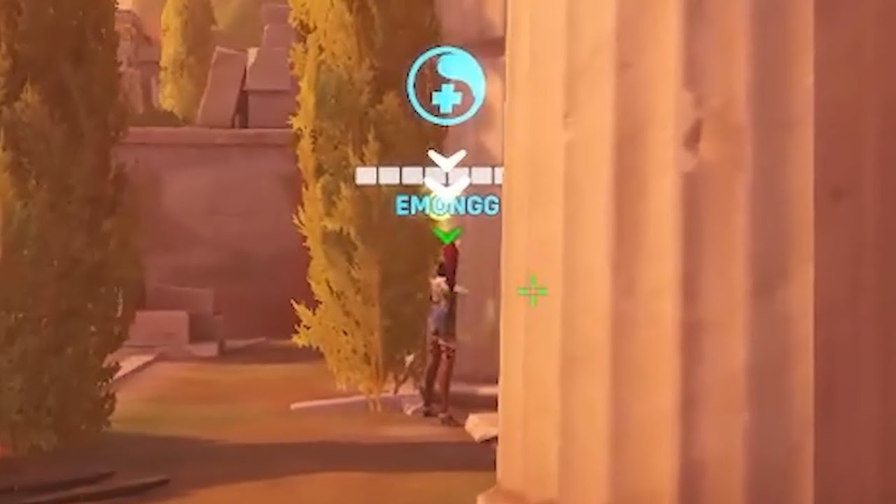 Flats watches Emongg play widow and its...something else - YouTube