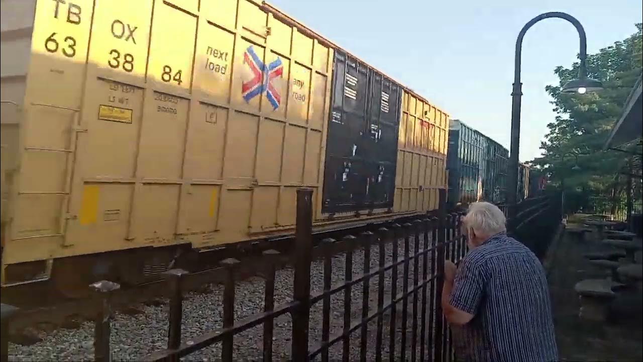 Northbound NS Mixed freight At Glendale,OH with WFRX ex bnsf sd70mac and cpkc ex CP es44ac - YouTube