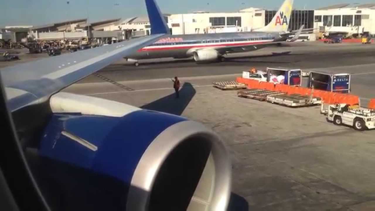 Delta Boeing 767-300ER (Winglets) Landing and Taxi to the Gate at Los ...
